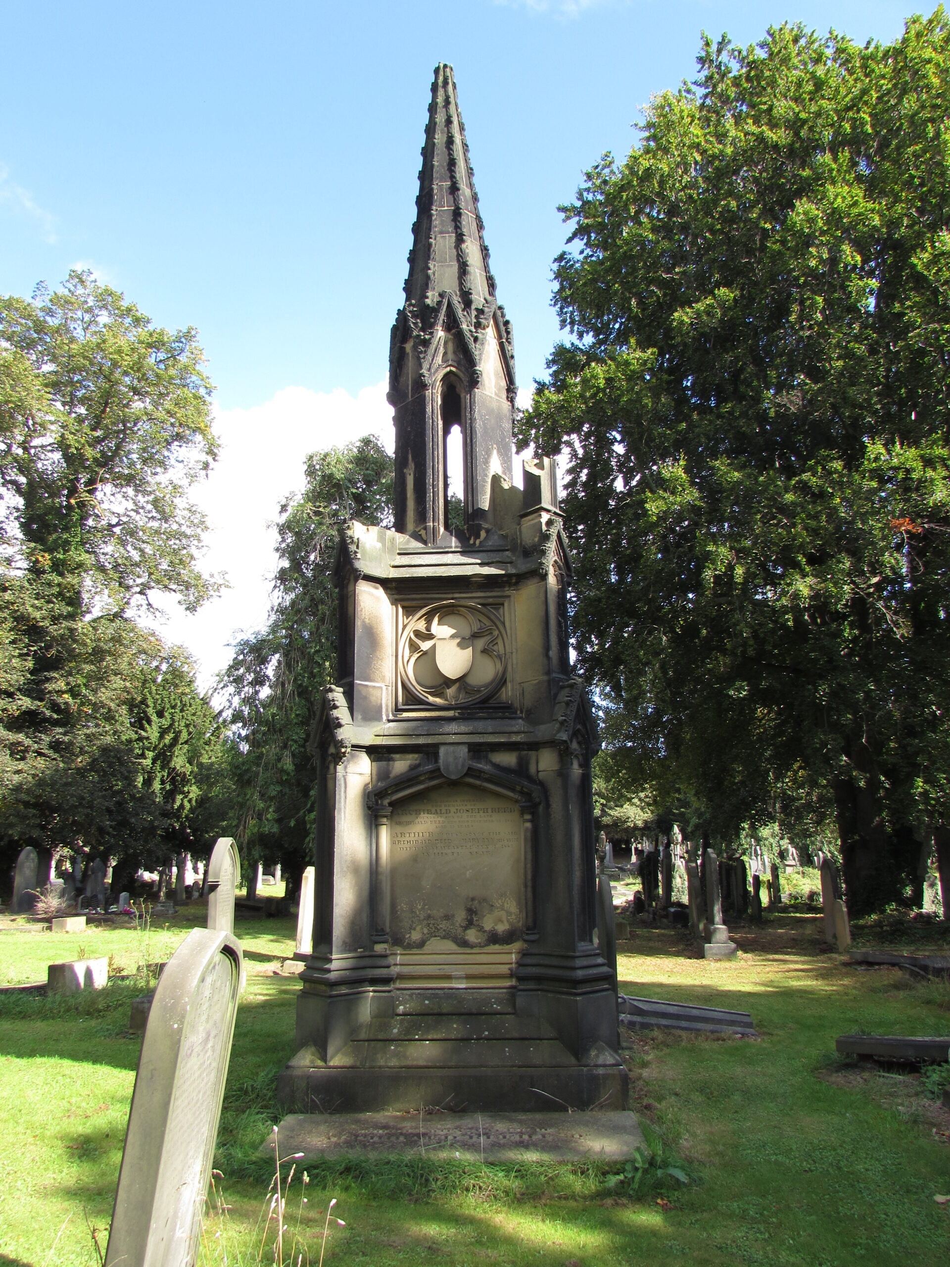 THE LISTED GRADE 2* AND 2 BUILDINGS, WALLS AND MONUMENTS – Friends of ...